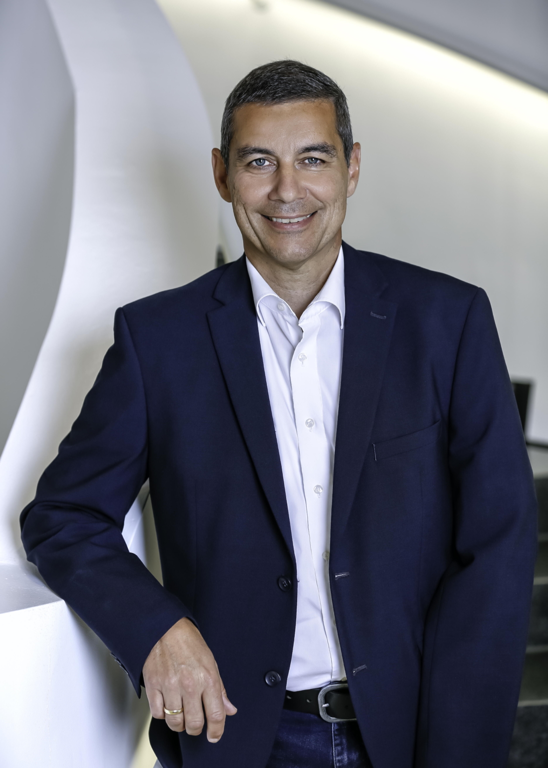 dm und KI: So verändert dmGPT den Drogeriemarkt - absatzwirtschaft