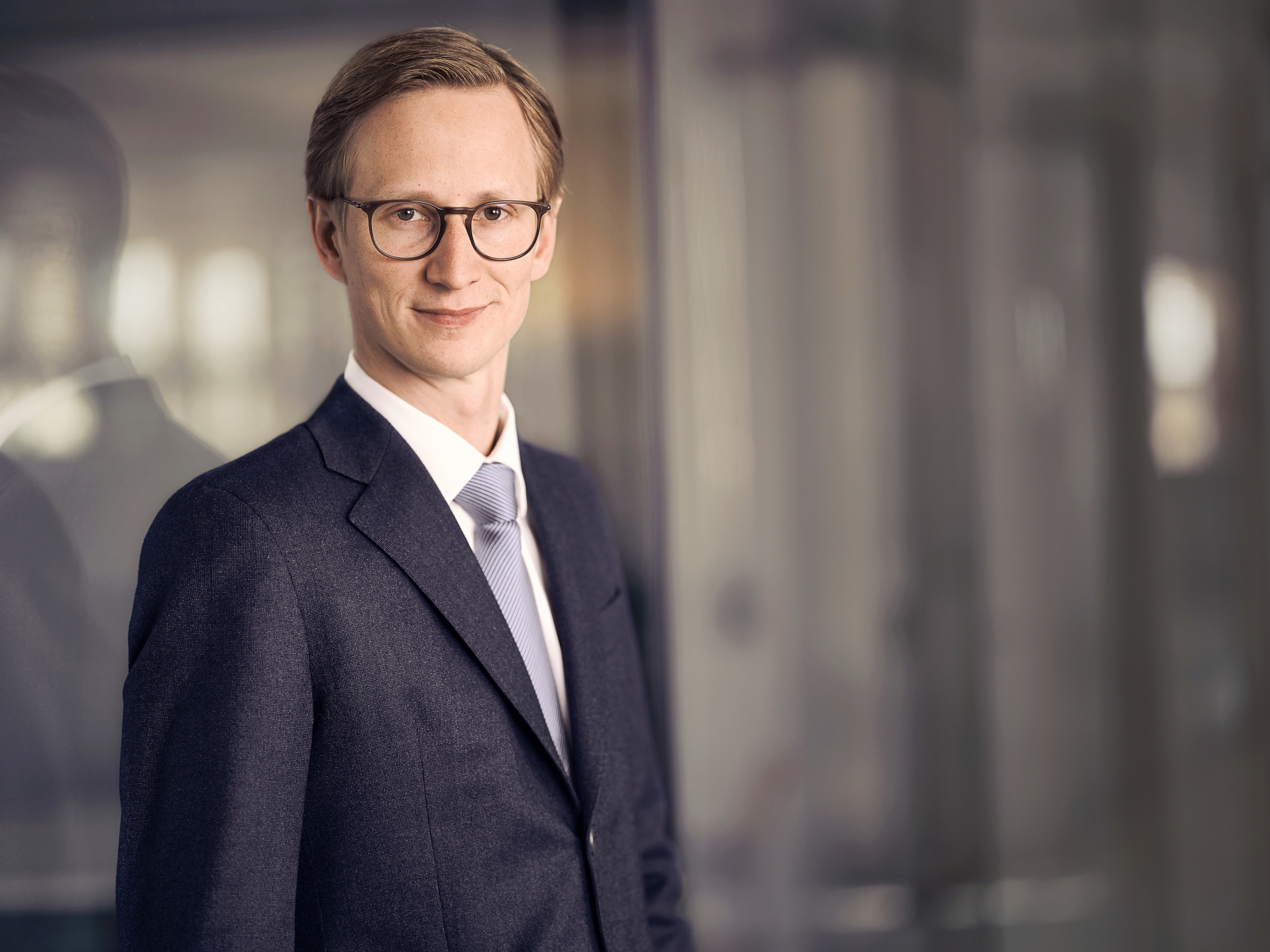 Wie Fielmann der Konkurrenz davoneilt - absatzwirtschaft